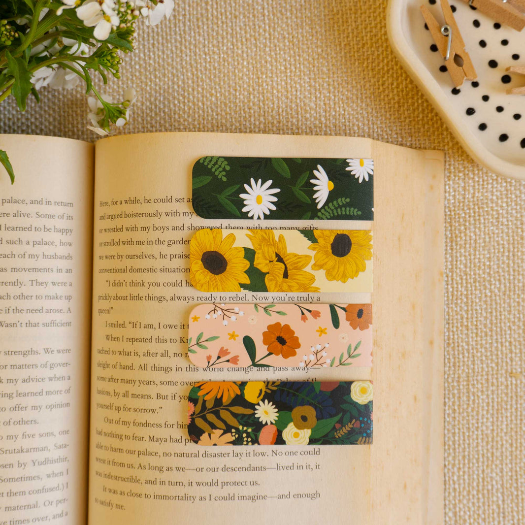 Magnetic Bookmarks – Riya Designs